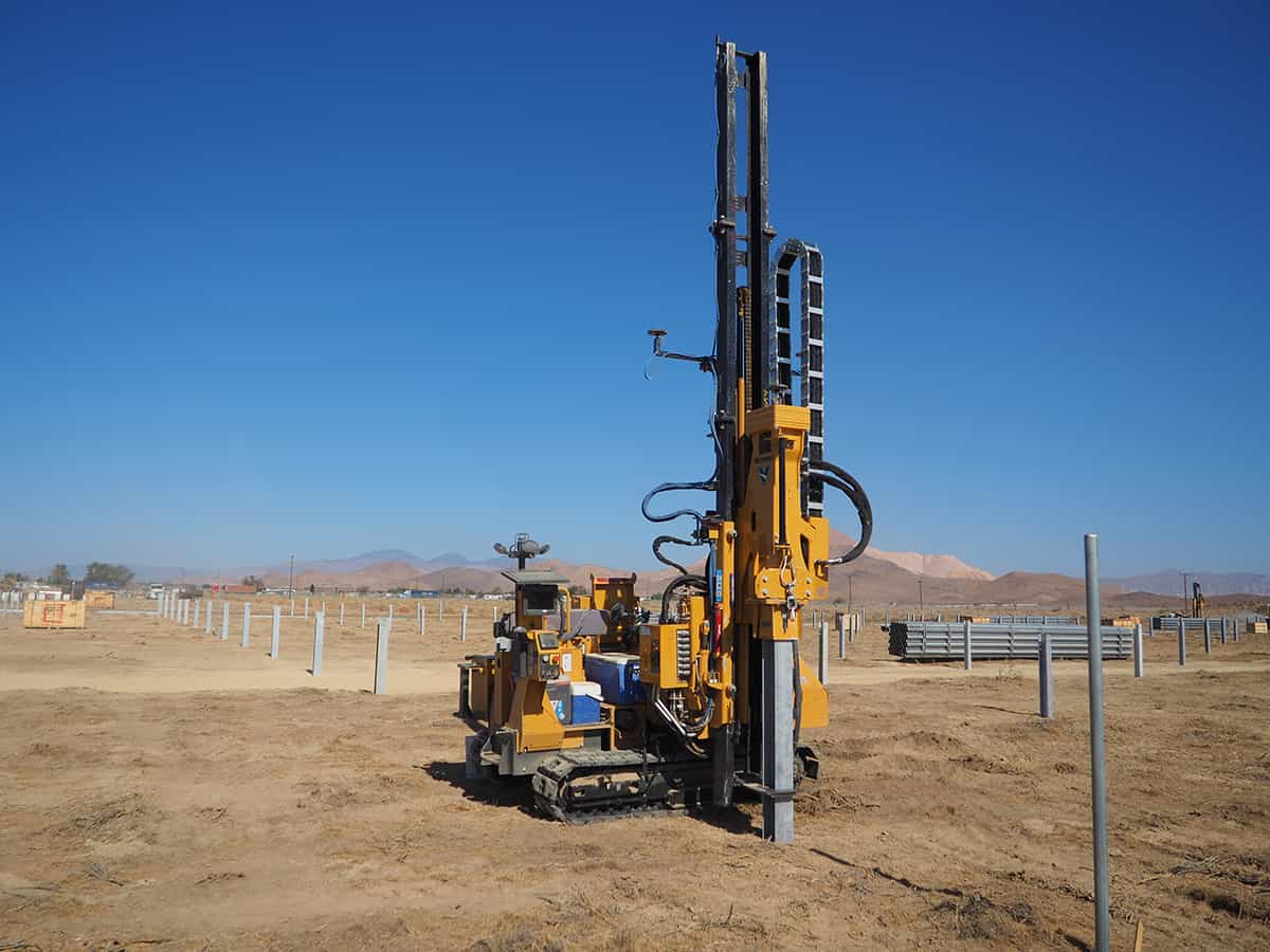 How Pile Driver Operators Power Growth in the Solar Industry | RDO ...