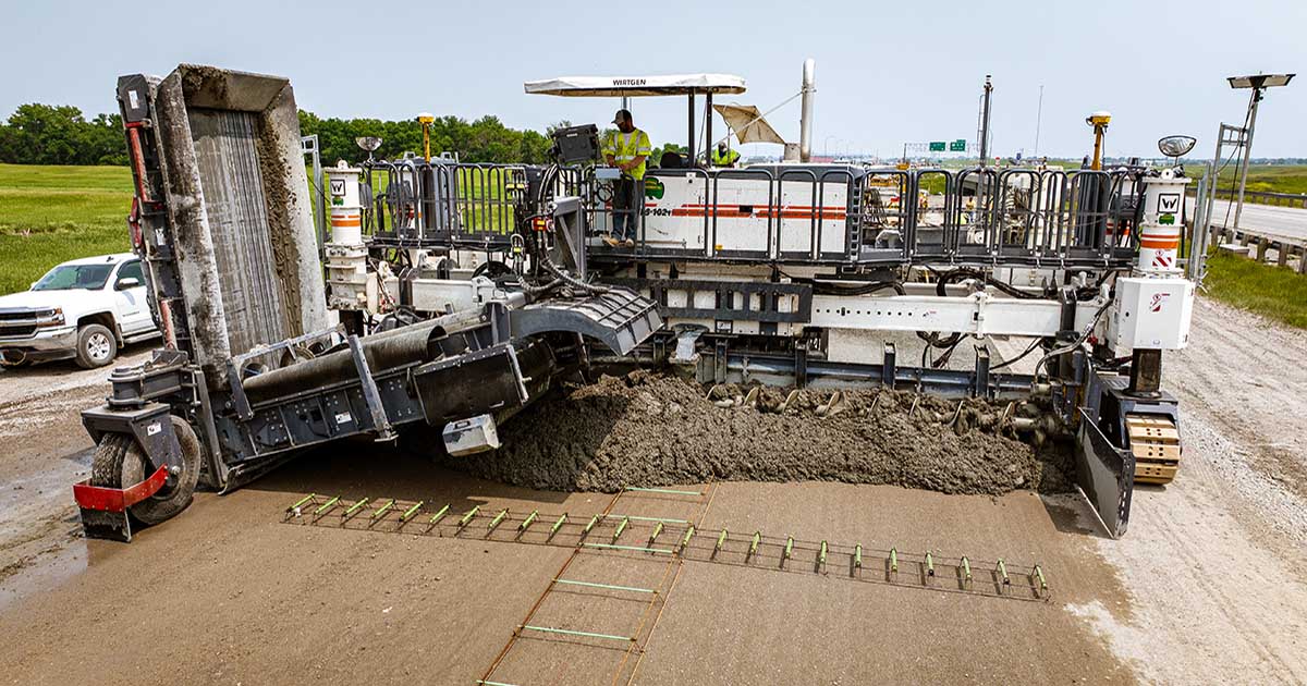 Faster Paving with Wirtgen 102i | RDO Equipment Co.